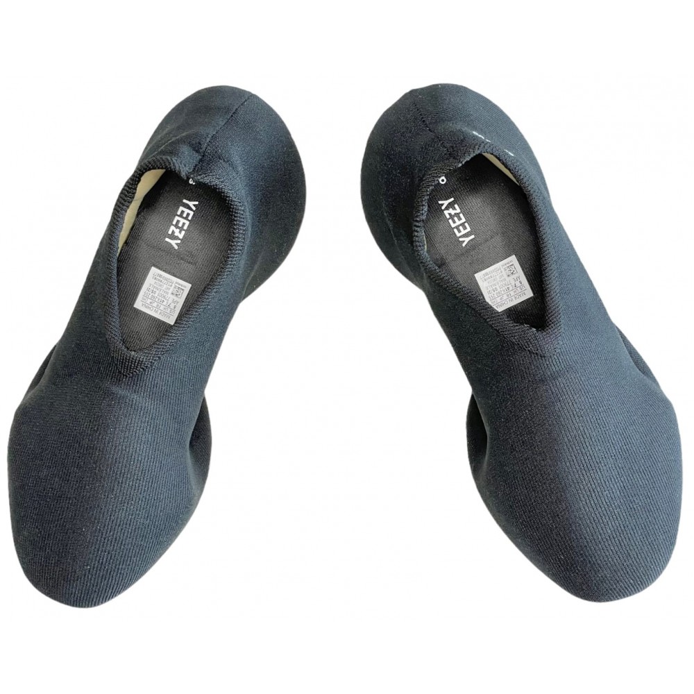 Купить кроссовки Adidas Yeezy Knit Runner Black White с доставкой по ...